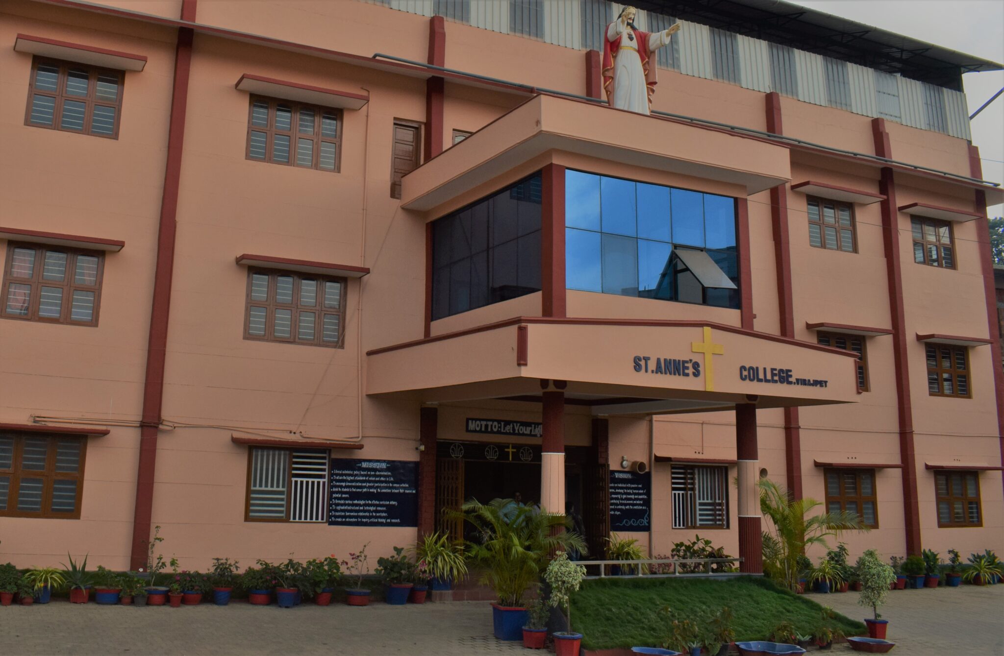 HISTORY – St Annes College , Virajpet